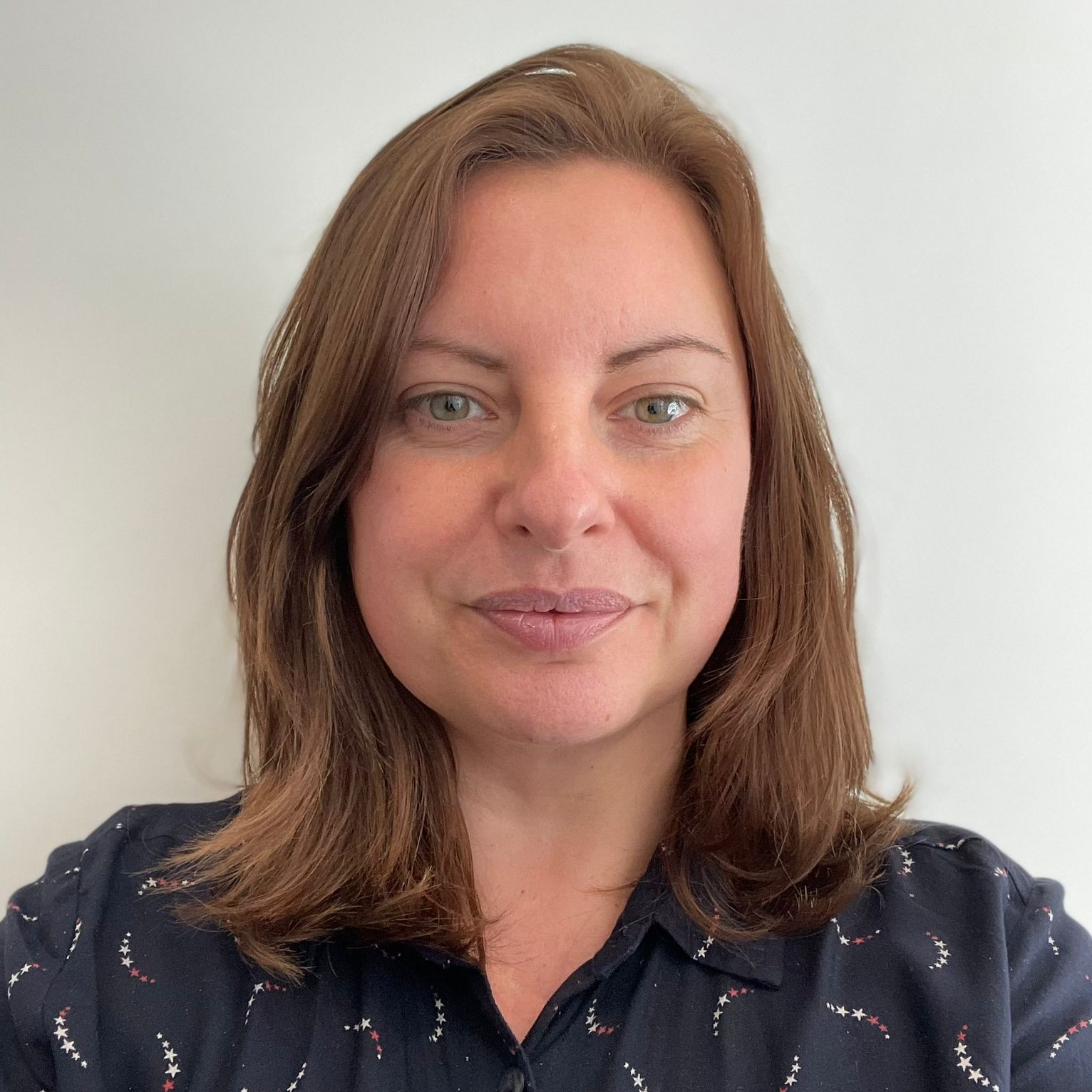 Kate Rogers's Instagram, Twitter & Facebook on IDCrawl